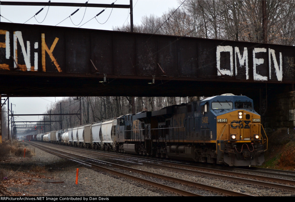CSX ES40DC 5408 leads Q439-08